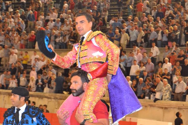 Nîmes : Octavio Chacon triomphe d’une tarde intense et entretenue avec ...